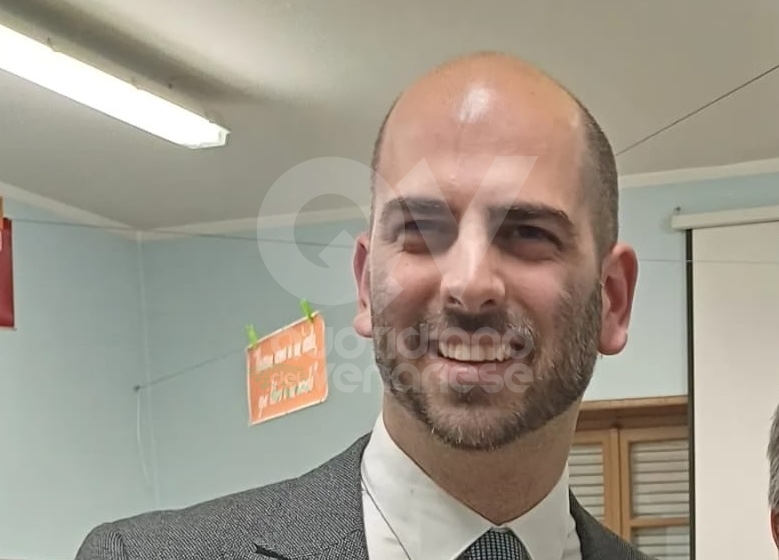 COLLEGNO - Matteo Cavallone vince le primarie: è lui il candidato del ...