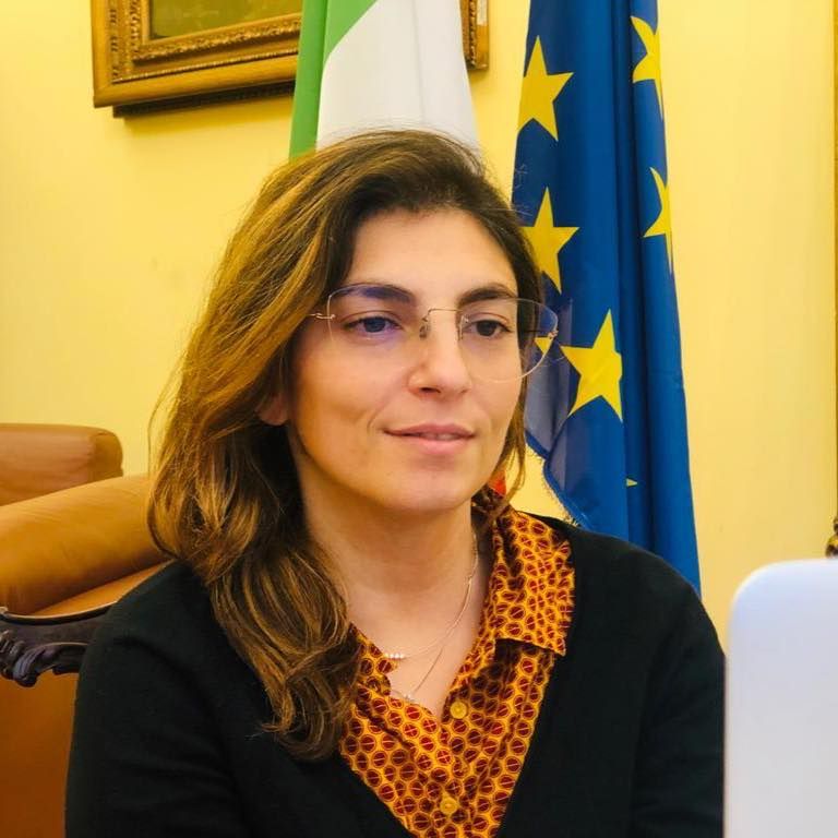 COLLEGNO ELEZIONI POLITICHE - Dopo le polemiche, Laura Castelli ...